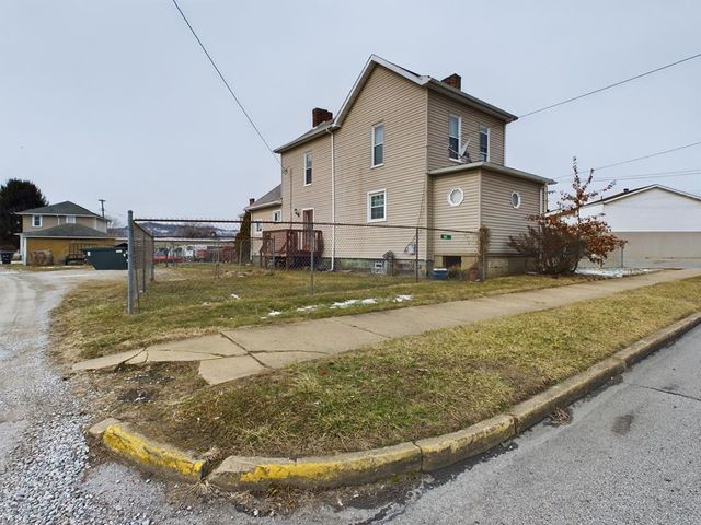 Moundsville, WV Single Family Homes For Sale - 29 Listings | Trulia