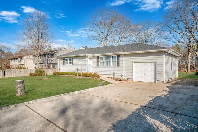 Mastic, NY Homes For Sale & Real Estate