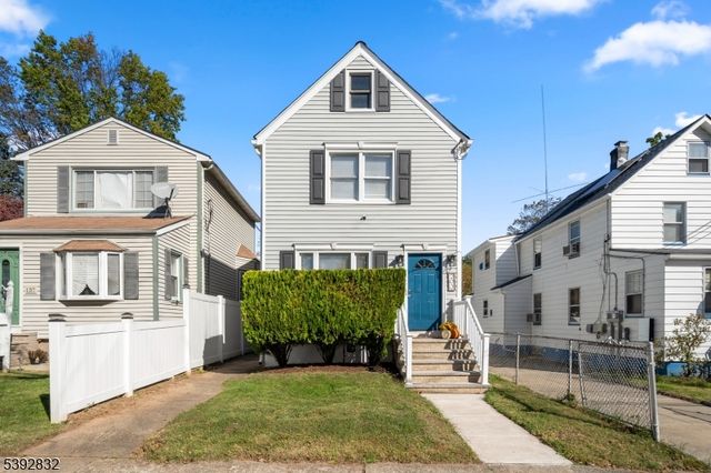 Roselle, NJ Homes For Sale & Real Estate - 115 Homes | Trulia