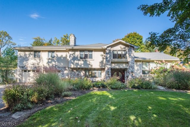 Livingston, NJ Homes For Sale & Real Estate