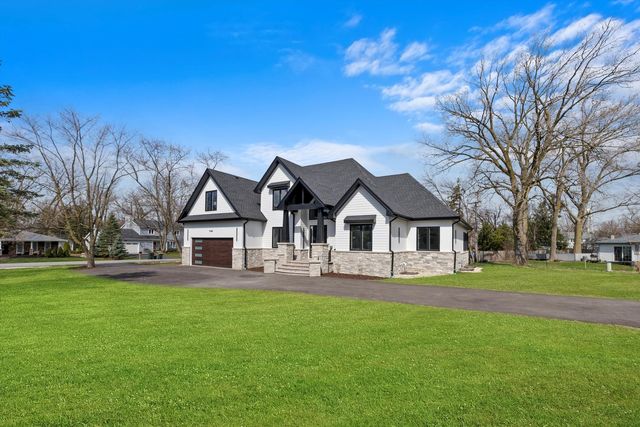 Willowbrook, IL Homes For Sale & Willowbrook, IL Real Estate | Trulia