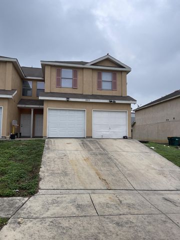 10810 Mathom Landing - 3 - Universal City, TX | Trulia