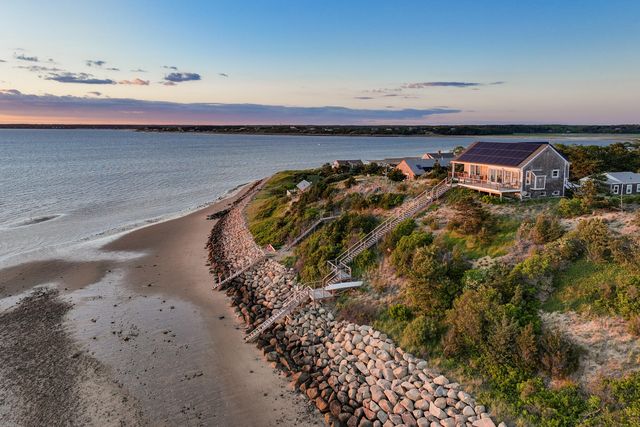 Wellfleet, MA Homes For Sale & Wellfleet, MA Real Estate | Trulia