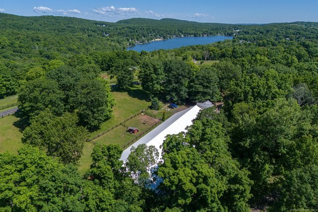 Middlefield, CT Homes For Sale & Middlefield, CT Real Estate | Trulia