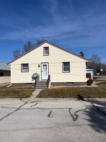 Decorah, IA Homes For Sale & Decorah, IA Real Estate | Trulia