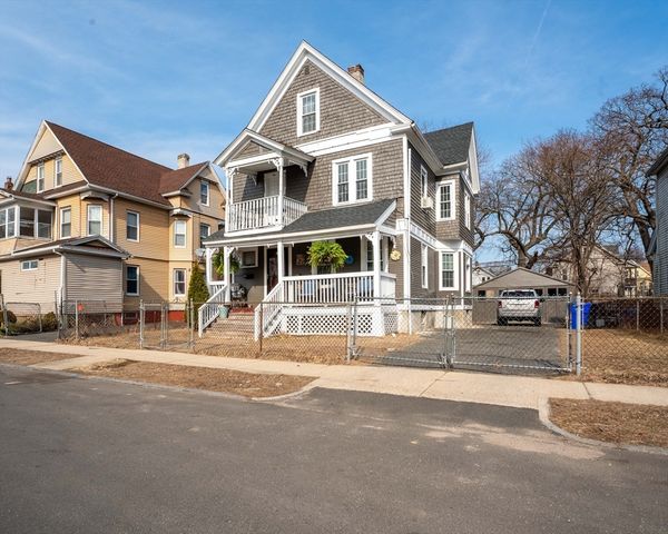 Springfield, MA 4 Bedroom Single Family Homes For Sale