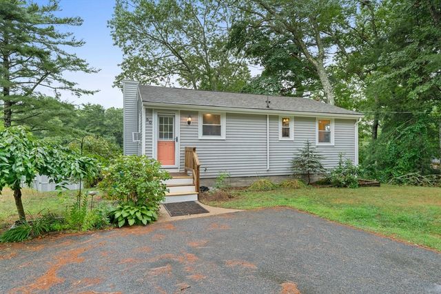 Carver, MA Homes For Sale & Real Estate