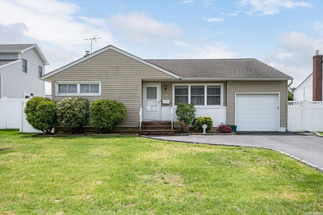 Wantagh, NY Homes For Sale & Wantagh, NY Real Estate | Trulia