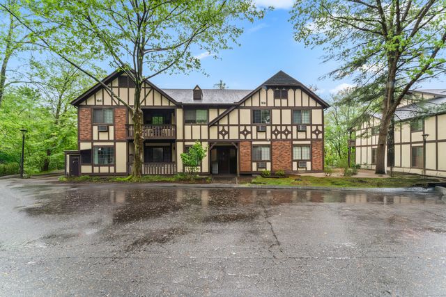 Brookfield, CT Homes For Sale & Real Estate - 44 Homes | Trulia