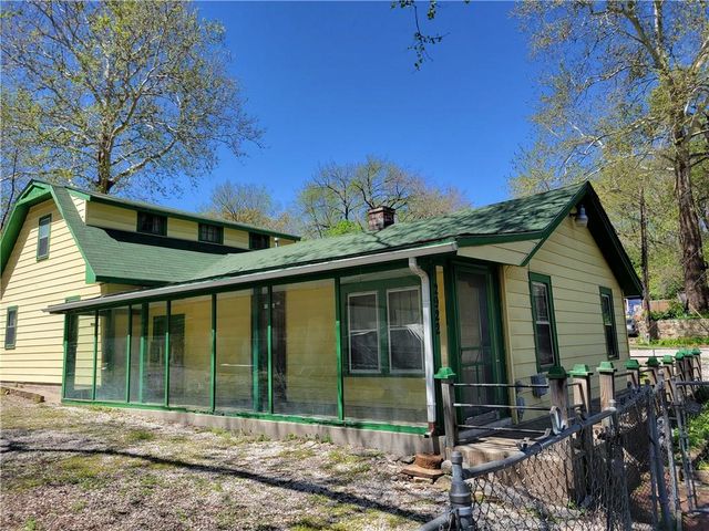 Kansas City, KS Single Family Homes For Sale - 68 Listings | Trulia