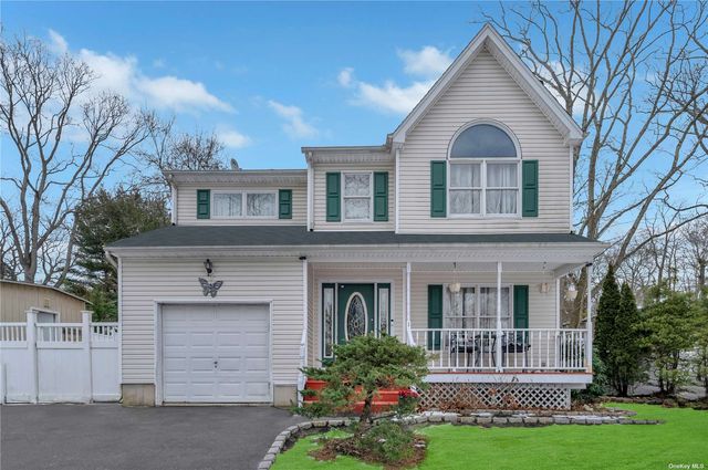 Rocky Point, NY Homes For Sale & Rocky Point, NY Real Estate | Trulia