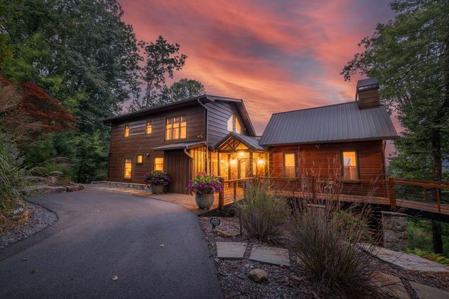 Blue Ridge, GA Homes For Sale & Real Estate - 490 Homes | Trulia