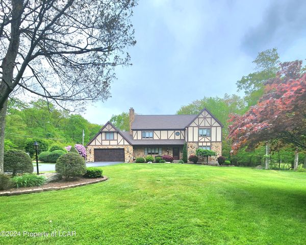 Sugarloaf, PA Single Family Homes For Sale - 10 Listings | Trulia