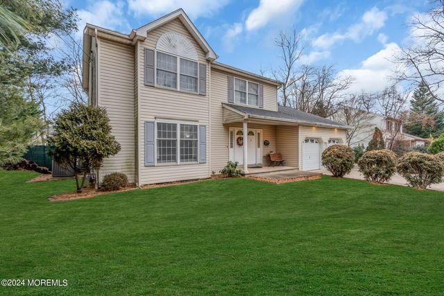 Lincroft, NJ Homes For Sale & Real Estate