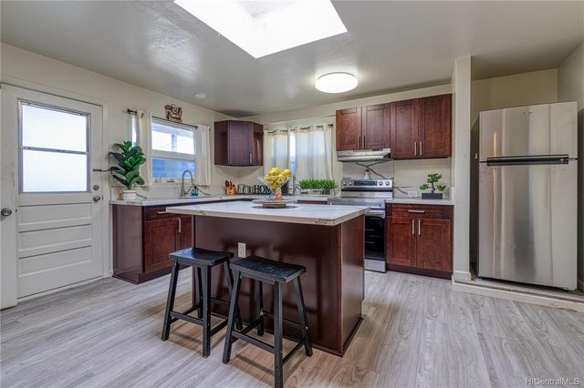 99-821 Halawa Heights Rd, Aiea, HI 96701 | Trulia