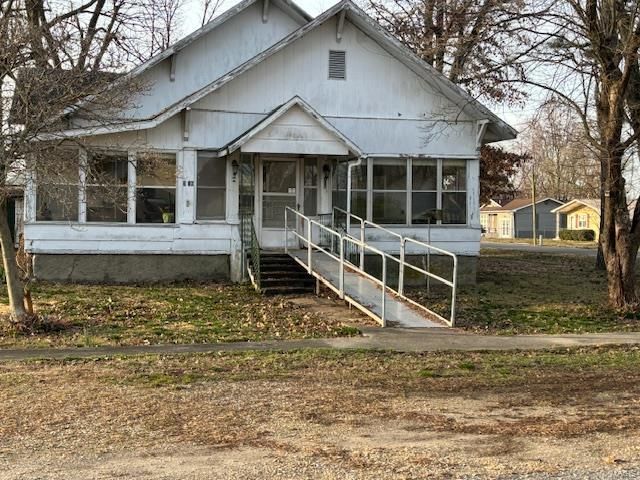 Bernie, MO Homes For Sale & Real Estate