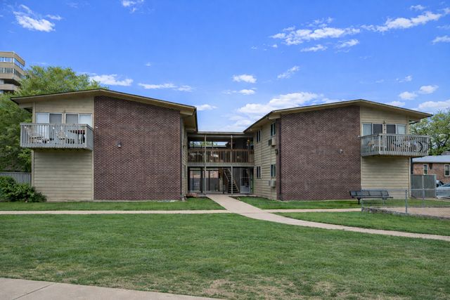 Updates, Simple Utilities, Awesome South Central Location - Maple Tree ...