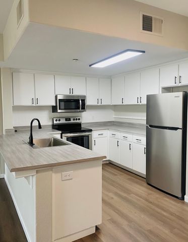 5175 N Fresno St #192, Fresno, CA 93710 - See Est. Value, Schools & More