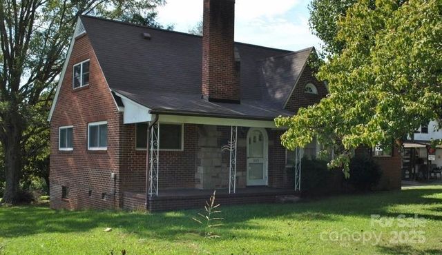 Salisbury, NC Homes For Sale & Real Estate