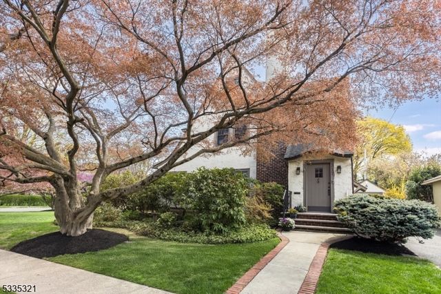 Montclair, NJ Condos For Sale - 59 Listings | Trulia