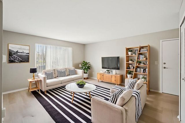 22520 West Rd #5448111, Trenton, MI 48183 - See Est. Value, Schools & More