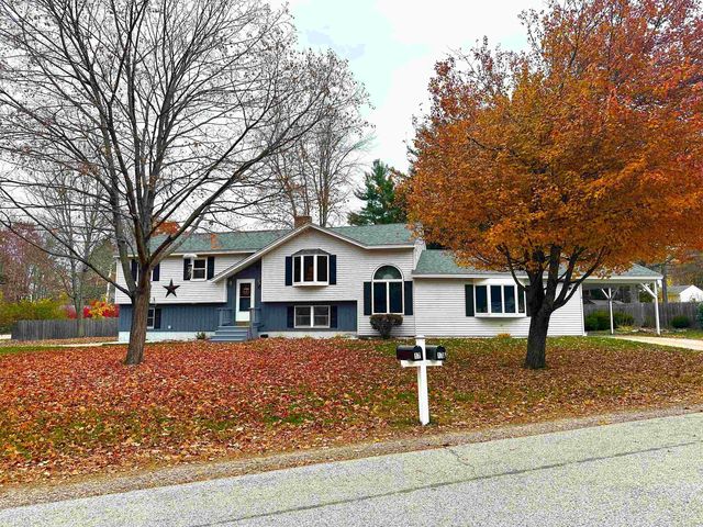 Rochester, NH Single Family Homes For Sale - 84 Listings | Trulia