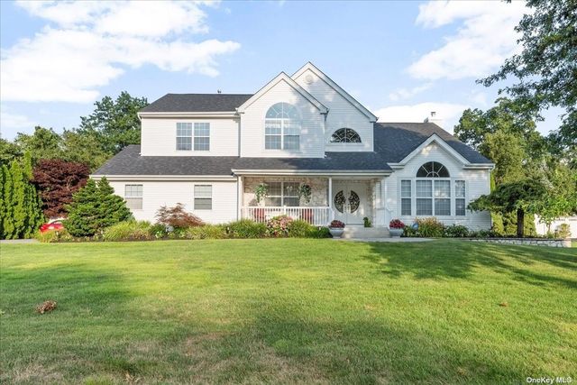 Commack, NY Homes For Sale & Commack, NY Real Estate | Trulia