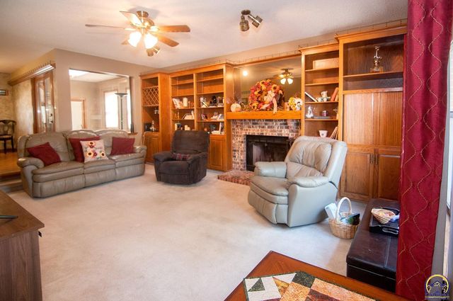 Topeka, KS Homes For Sale & Real Estate