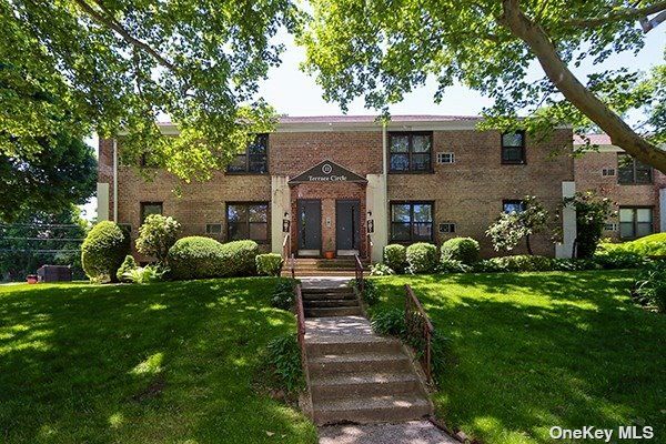 Great Neck, NY Co-Ops For Sale - 62 Listings | Trulia