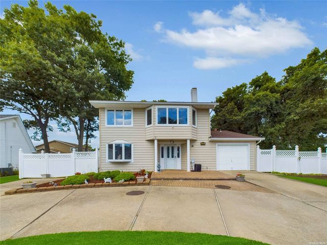 Holbrook, NY Homes For Sale & Holbrook, NY Real Estate | Trulia