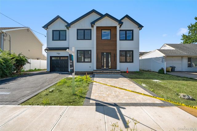 11803 Homes For Sale & 11803 Real Estate - 43 Homes | Trulia