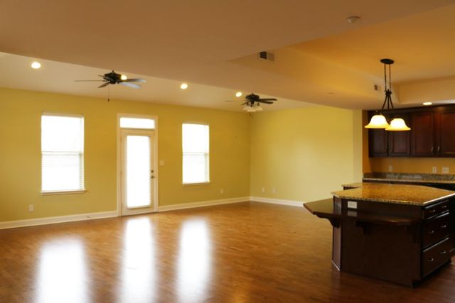 Apartments For Rent in 40205 - 44 Rentals | Trulia