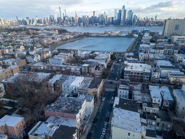 Union City, NJ Homes For Sale & Union City, NJ Real Estate | Trulia