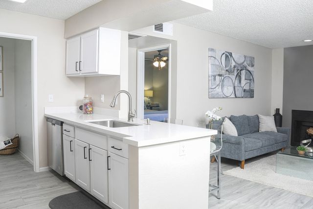 1313 S Val Vista Dr #118, Mesa, AZ 85204 - See Est. Value, Schools & More