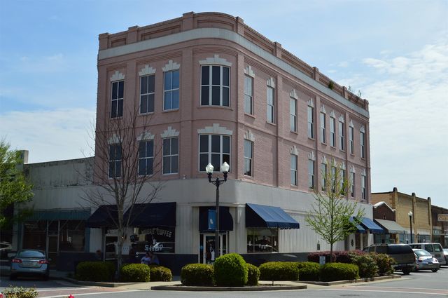 114 Church St #3, Vidalia, GA 30474 - See Est. Value, Schools & More