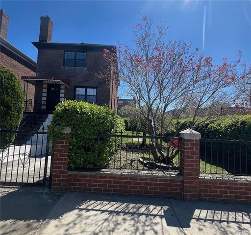 Bronx, NY Homes For Sale & Bronx, NY Real Estate | Trulia