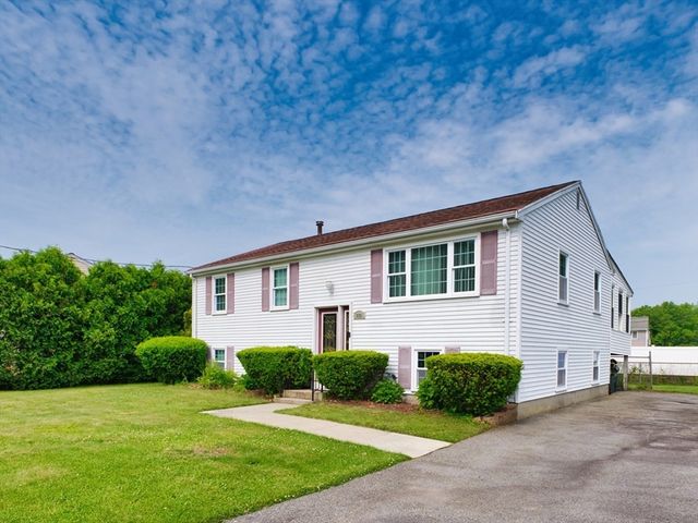 Fall River, MA Homes For Sale & Real Estate