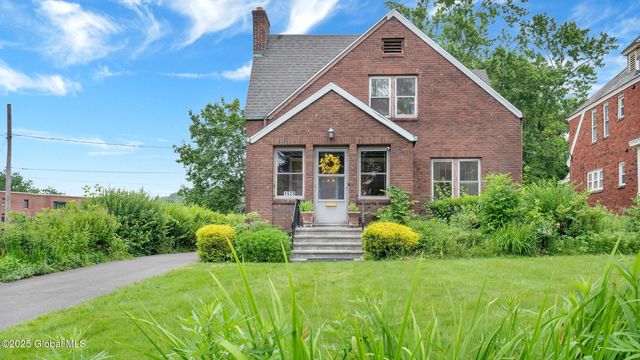 Troy, NY Homes For Sale & Real Estate - 128 Homes | Trulia