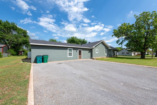 Henrietta, TX Homes For Sale & Henrietta, TX Real Estate | Trulia