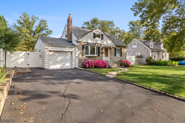 Springfield, NJ Homes For Sale & Real Estate - 115 Homes | Trulia