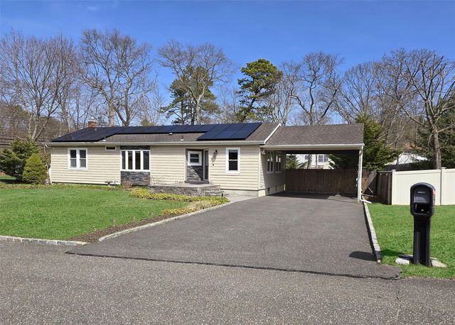 Holbrook, NY Homes For Sale & Real Estate