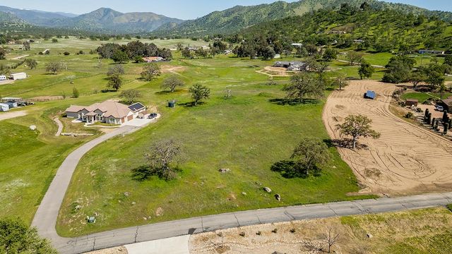 Prather, CA Homes For Sale & Real Estate