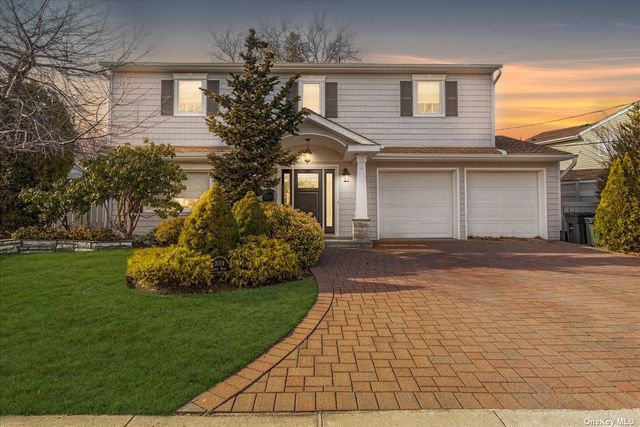 Merrick, NY Homes For Sale & Merrick, NY Real Estate | Trulia