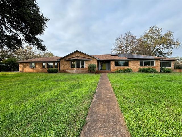 Columbus, TX Homes For Sale & Columbus, TX Real Estate | Trulia