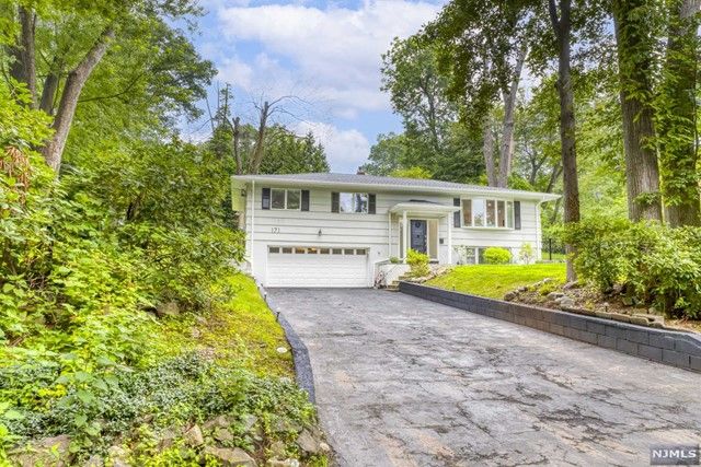 Demarest, NJ Homes For Sale & Demarest, NJ Real Estate | Trulia