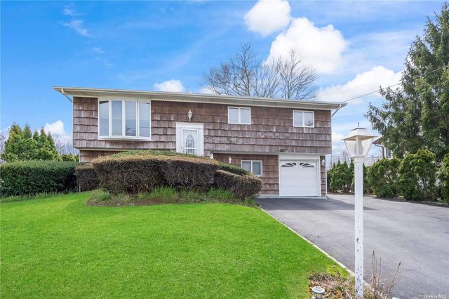 Holbrook, NY Homes For Sale & Holbrook, NY Real Estate | Trulia