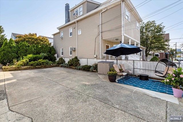 Wallington, NJ Homes For Sale & Real Estate