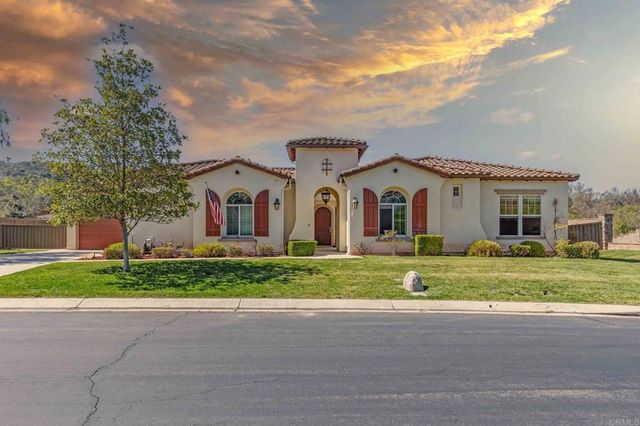 Valley Center, CA Homes For Sale & Real Estate