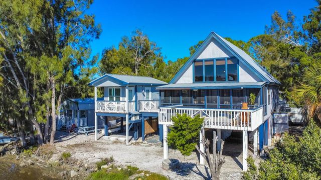 Cedar Key, FL Single Family Homes For Sale - 39 Listings | Trulia