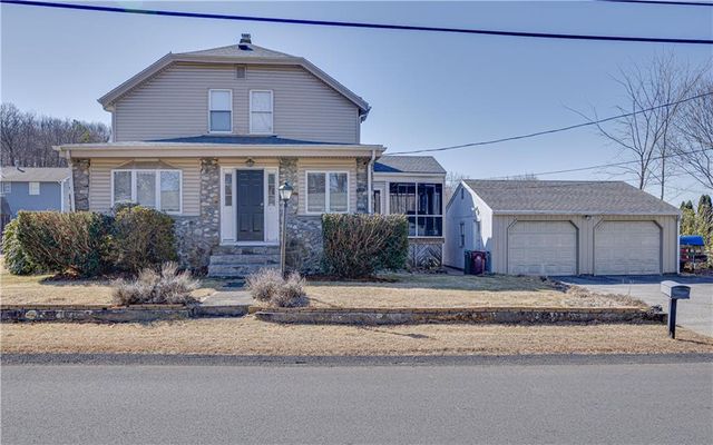 Woonsocket, RI Homes For Sale & Real Estate